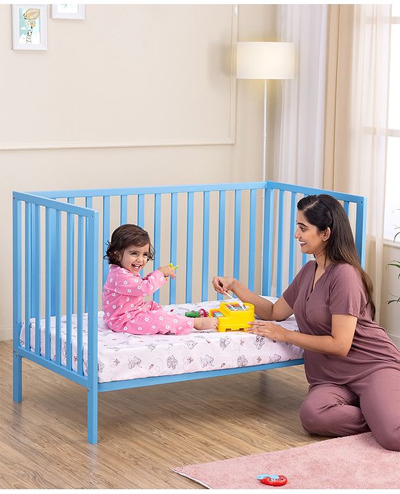 Babyhug Visby Wooden Cot with 3 Level Height Adjustment & Plug and Play ...